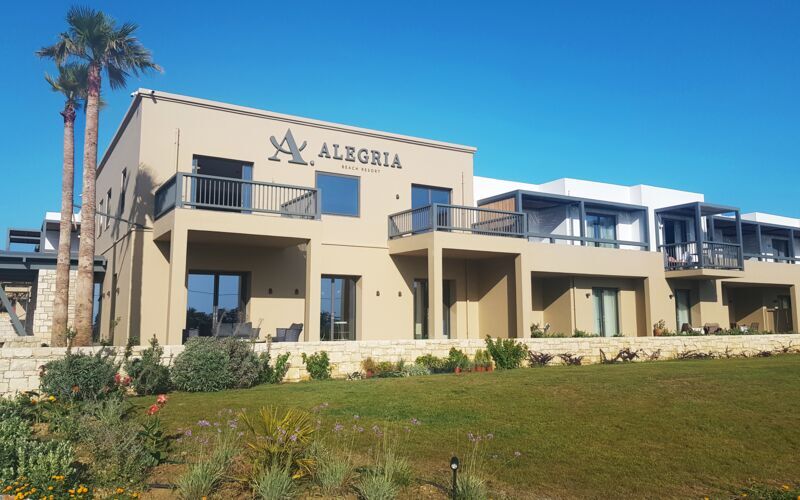 Familjehotell Alegria Beach Resort på Kreta. Boka resa på apollo.se!
