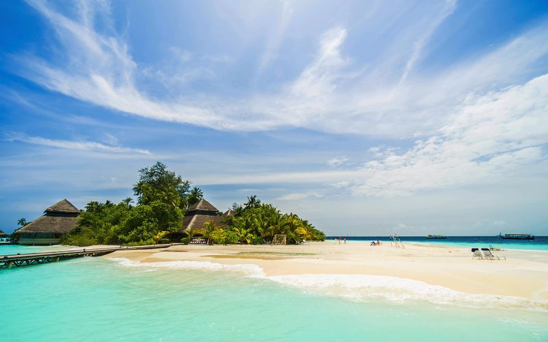 Resor till Maldiverna – boka flyg och hotell till Maldiverna på Apollo.se