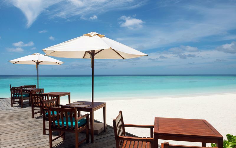 Resor till Maldiverna – boka flyg och hotell på Apollo.se