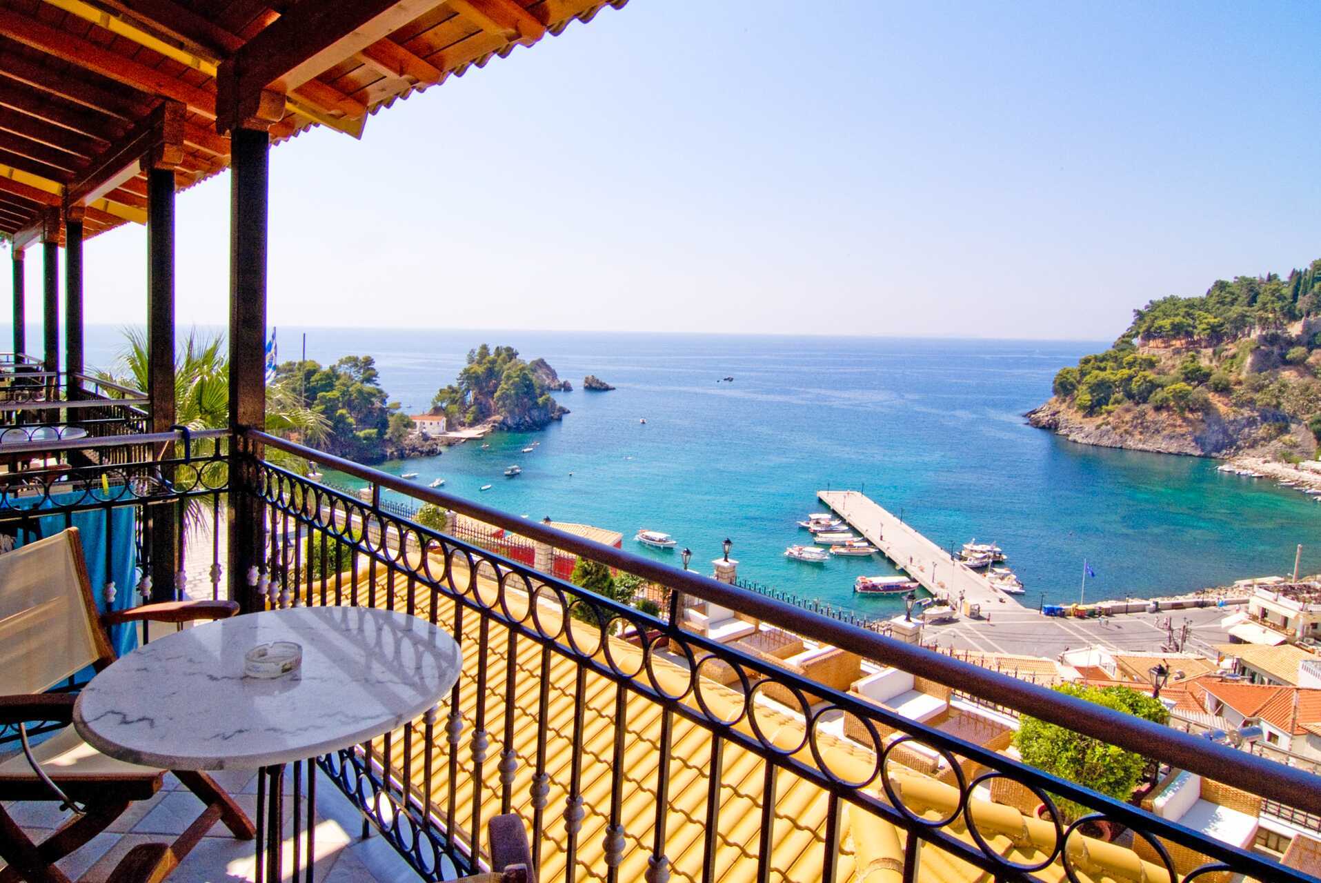 Rum och rumstyper på Sunset Parga, Parga | apollo.se